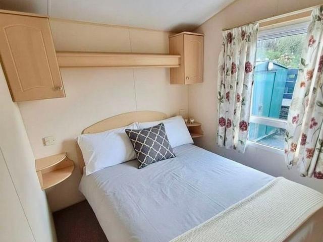 Pick Hill, Waltham Abbey, Essex EN9, 2 bed property to rent, £1,000 pcm | PrimeLocation