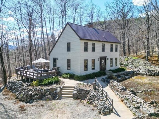 Pickering Rd, Bartlett, Home For Sale