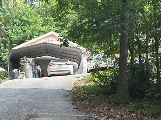 Pickett Bridge Rd