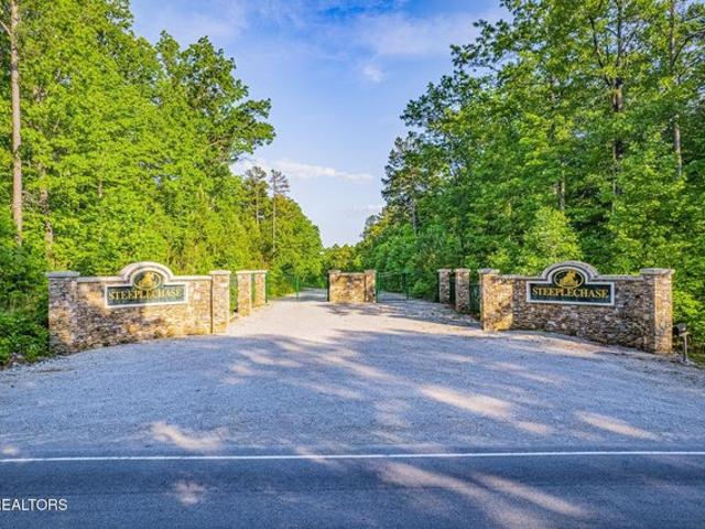 Pickett Park Hwy, Jamestown, TN 38556