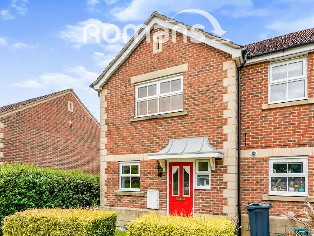 Pickford Way, Swindon SN25, 3 bed property to rent, £1,400 pcm | PrimeLocation