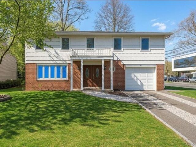 Pickwood Ln, Great Neck, Home For Sale
