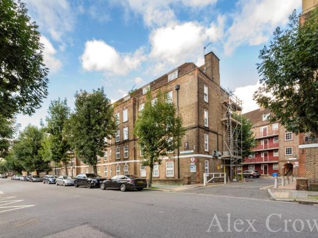 Pickwick House, George Row, Bermondsey 2 bed flat to rent £2,300 pcm £531 pw