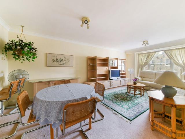 Pied Bull Court, Galen Place WC1A, 2 bed flat to rent, £3,500 pcm | PrimeLocation