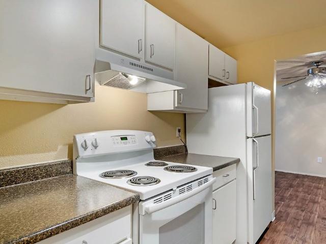 Piedmont 2 Bedroom Apartment for Rent at 15309 Ne 13th Pl, Bellevue, WA 98007 Crossroads