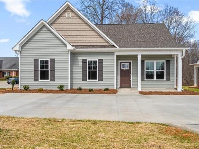 Piedmont Dr, Lexington, Home For Sale
