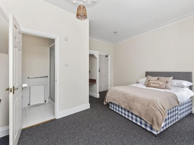 Pier Street, Plymouth PL1, Room to rent, £675 pcm | PrimeLocation