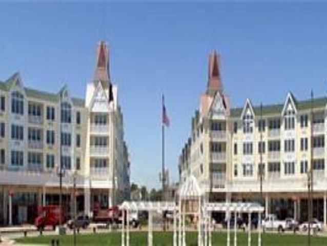 Pier Village