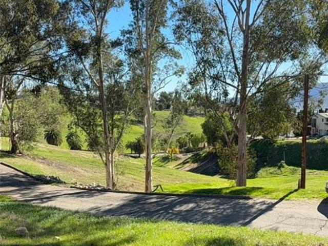 Pierce Ave, Lake Elsinore, CA 90253