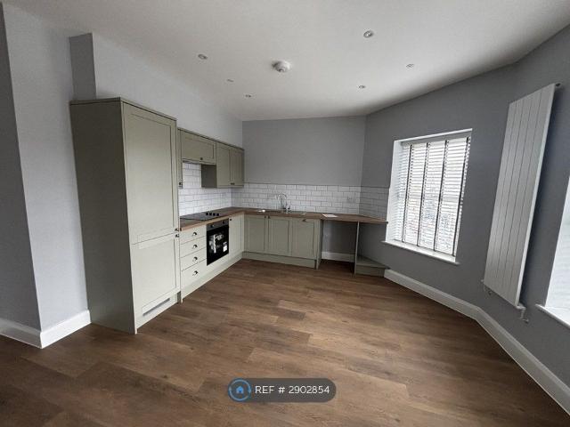 Pierhead Buildings, Hengoed CF82, 1 bed flat to rent, £700 pcm | PrimeLocation