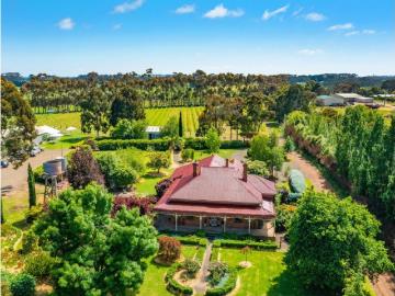 66 listings: Historic homestead victoria - Trovit