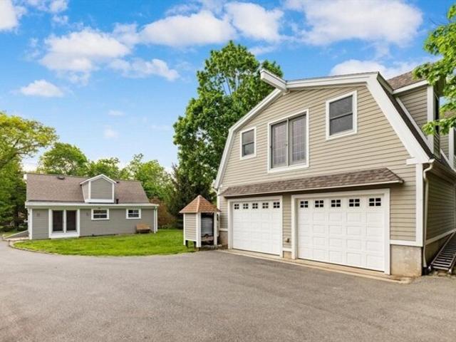Pigeon Hill St, Rockport, Home For Sale