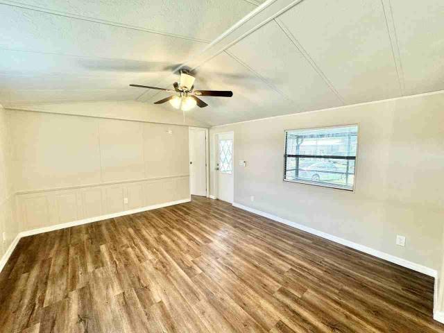 PIKUS Henderson Creek 2 Bedroom Apartment for Rent at 1252 Henderson Creek Dr, Naples, FL 34114