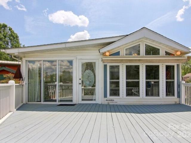 Pike Pt, Waynesville, Home For Sale