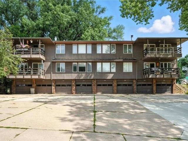 Pikes Peak Ct Ne, Cedar Rapids, Condo For Sale