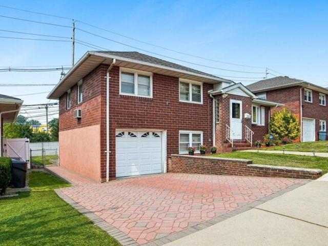 Pikeview Ter, Secaucus, Home For Sale