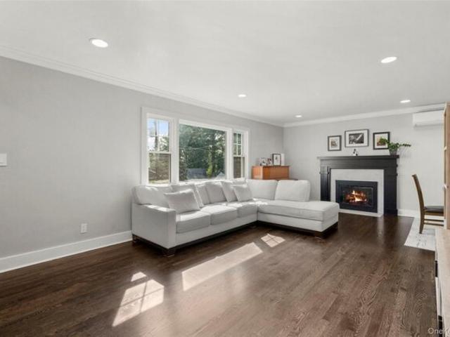 Pilgrim Dr, Port Chester, Home For Sale