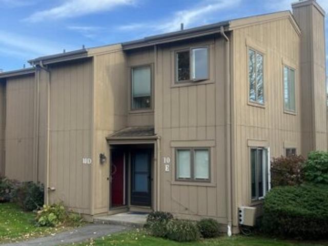 Pilgrim Hbr Unit D, Wallingford, Condo For Sale