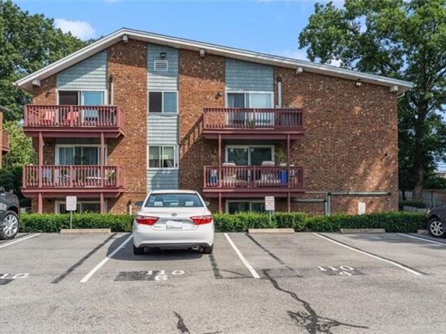 Pilgrim Pkwy Apt,warwick, Condo For Sale