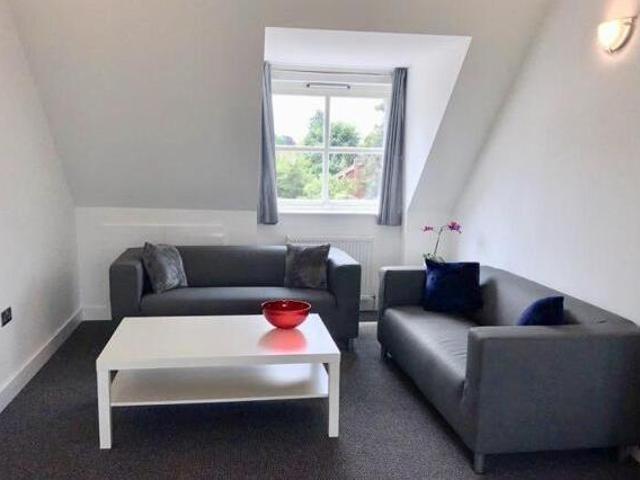 Pilgrims Way, Canterbury, 2 Bedroom Penthouse