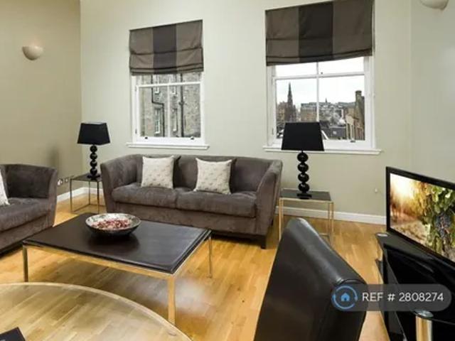 Pillow Stops, 4 Advocate's Close, City of Edinburgh, EH1 1PQ, United Kingdom | 2 bed duplex for rent #166975672 | Rentberry