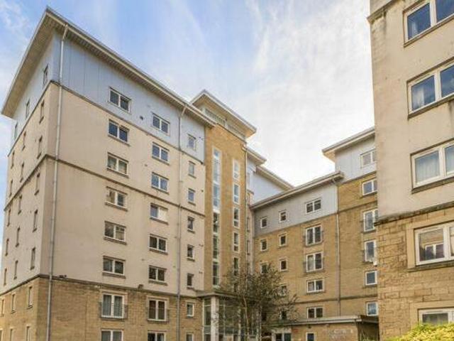 / Pilrig Heights, Pilrig, 2 Bedroom Flat