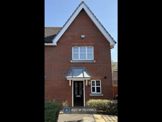 Piper Way, Ilford IG1, 2 bed end terrace house to rent, £2,150 pcm | PrimeLocation