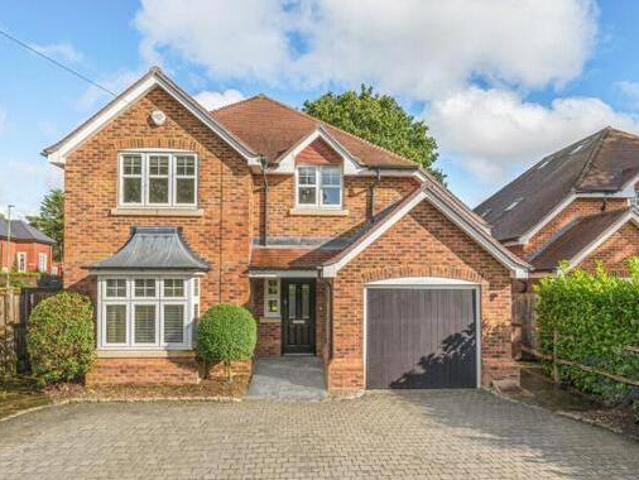 Pipers Close, Cobham, 4 Bedroom Detached