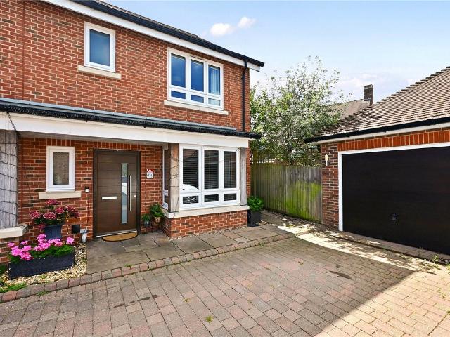 Pipistrelle, Fleet, Hampshire GU51, 3 bed semi detached house to rent, £2,495 pcm | PrimeLocation
