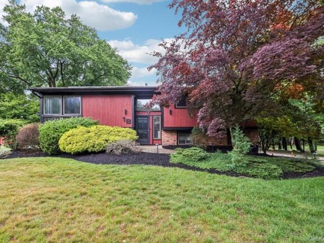 Pippen Pl, New City, Home For Sale