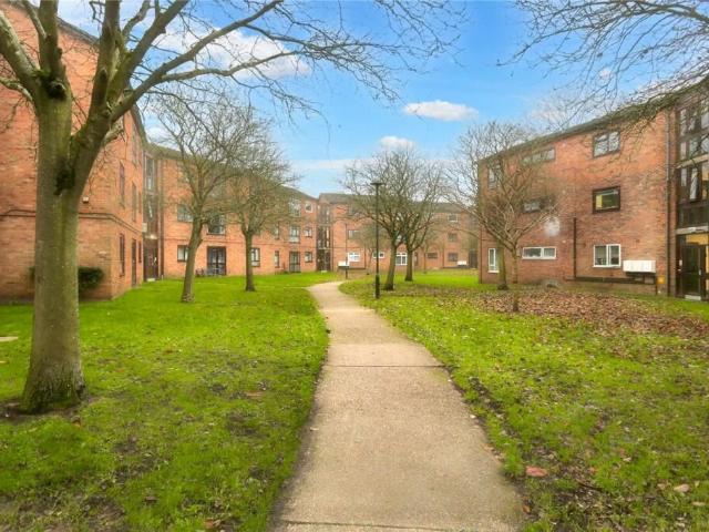 Pippin Green, Norwich NR4, 2 bed flat to rent, £1,200 pcm | PrimeLocation