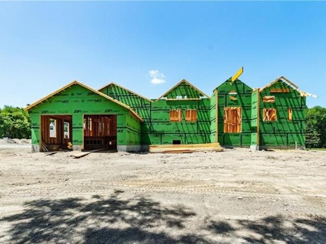 Pippin Orchard Rd, Cranston, Home For Sale