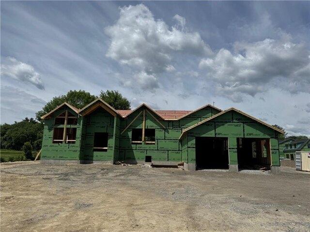 Pippin Orchard Rd, Cranston, Home For Sale