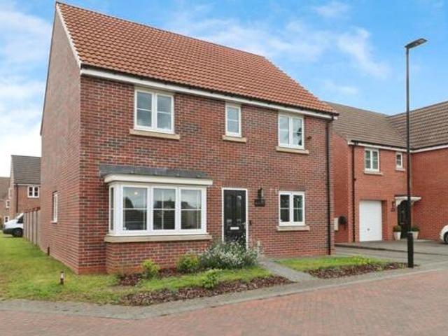 Pippin Way, Hatfield, 4 Bedroom Detached
