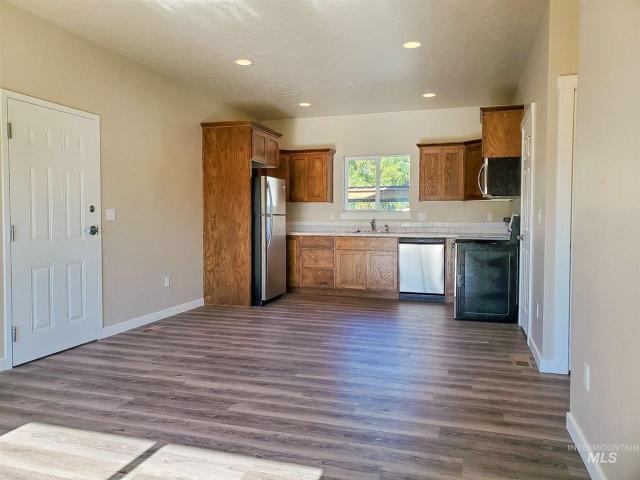 Pirate Cove 2 Bedroom Apartment for Rent at 1011 Pirate Cove Dr, Payette, ID 83661