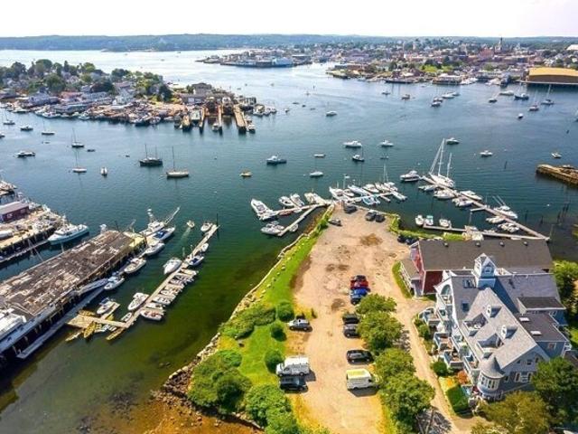 Pirates Ln Apt,gloucester, Condo For Sale