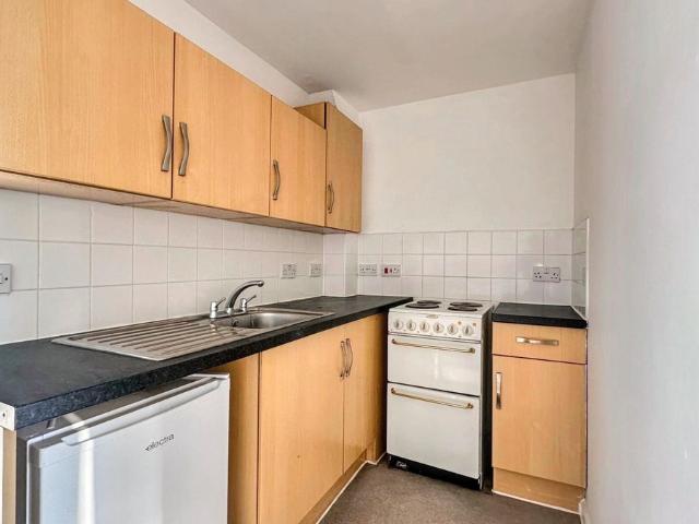Pirie Court, Perry Street, Bristol BS5, 1 bed flat to rent, £1,100 pcm | PrimeLocation
