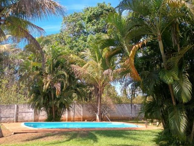 PISCINA | CHURRASQUEIRA | FOGÃO A LENHA | ÁREA DE PLANTIO