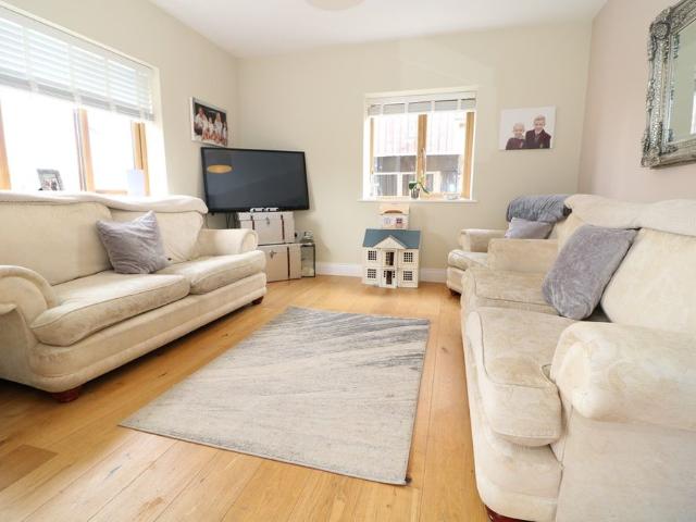 Pisley Farm Road, Ockley, Dorking, RH5