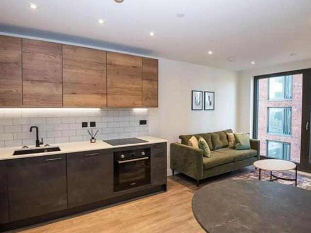 Pitt Street, Belmont Wharf, 1 Bedroom Apartment