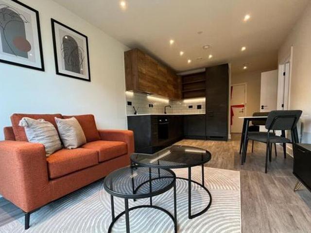 Pitt Street, Glasswater Locks, 1 Bedroom Apartment