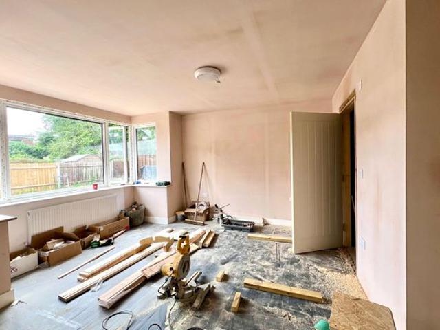Pitts Road, Slough SL1, 7 bedroom semi detached house to rent 70463382 | PrimeLocation