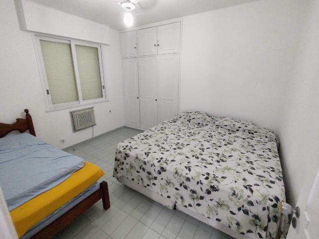 Pitangueiras 3 quartos 2 vagas de garagem