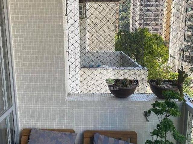 Pitangueiras Apartamento com 3 dormitórios à venda, 120 m² por R$ 600.000 Pitangueiras Guarujá
