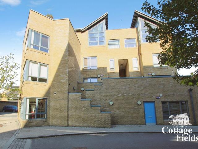 Pitchway, Newhall CM17, 1 bed maisonette to rent, £1,300 pcm | PrimeLocation