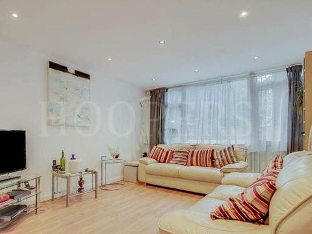 Pitfield Way, London, 2 Bedroom Duplex