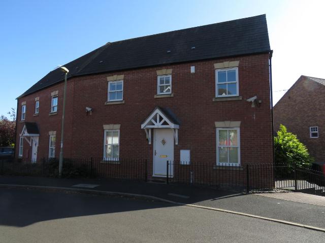 Pitmaston Close, Banbury OX16, 3 bed property to rent, £1,500 pcm | PrimeLocation