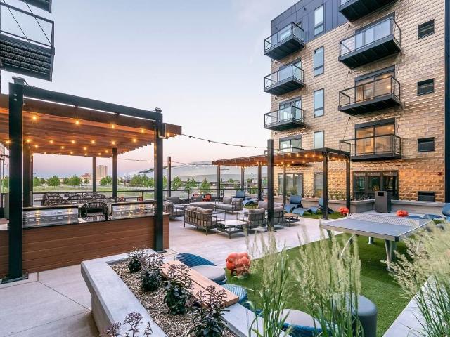 Pivot Apartments 1 Bedroom Apartment for Rent at 455 Snelling Ave N, St. Paul, MN 55104 Merriam Park East