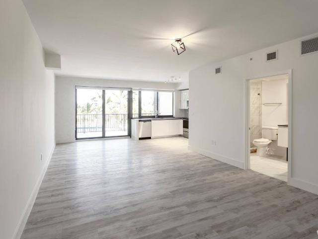 Pixl Studio Apartment for Rent at 4400 Nw 9th Ct, Plantation, FL 33317 Breezeswept Park Estates