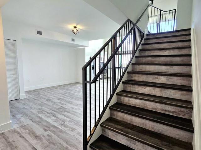 Pixl 1 Bedroom Apartment for Rent at 4400 W Sunrise Blvd, Plantation, FL 33313